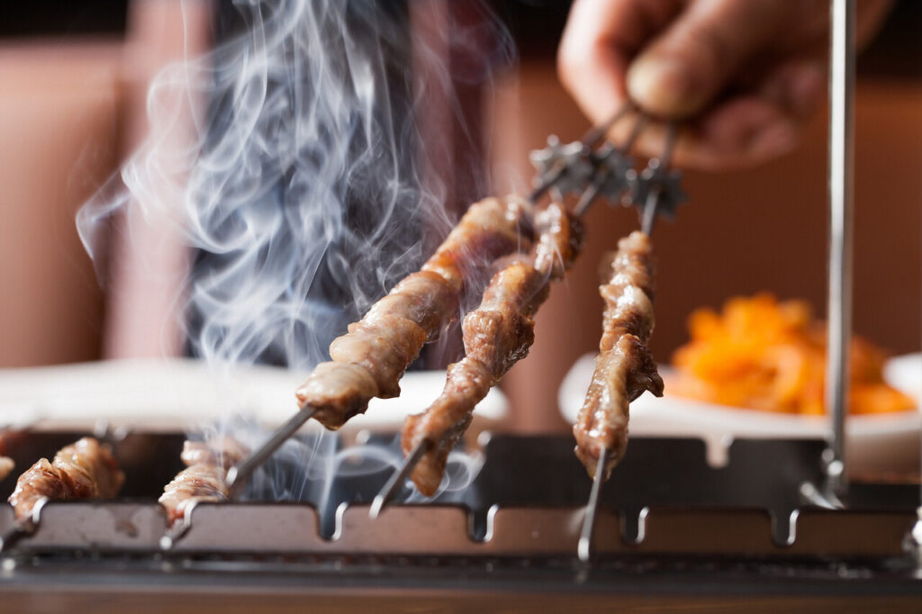 7 Barbecue Chains Still Smoking Meat the Old Fashioned Way - Just Dip ...