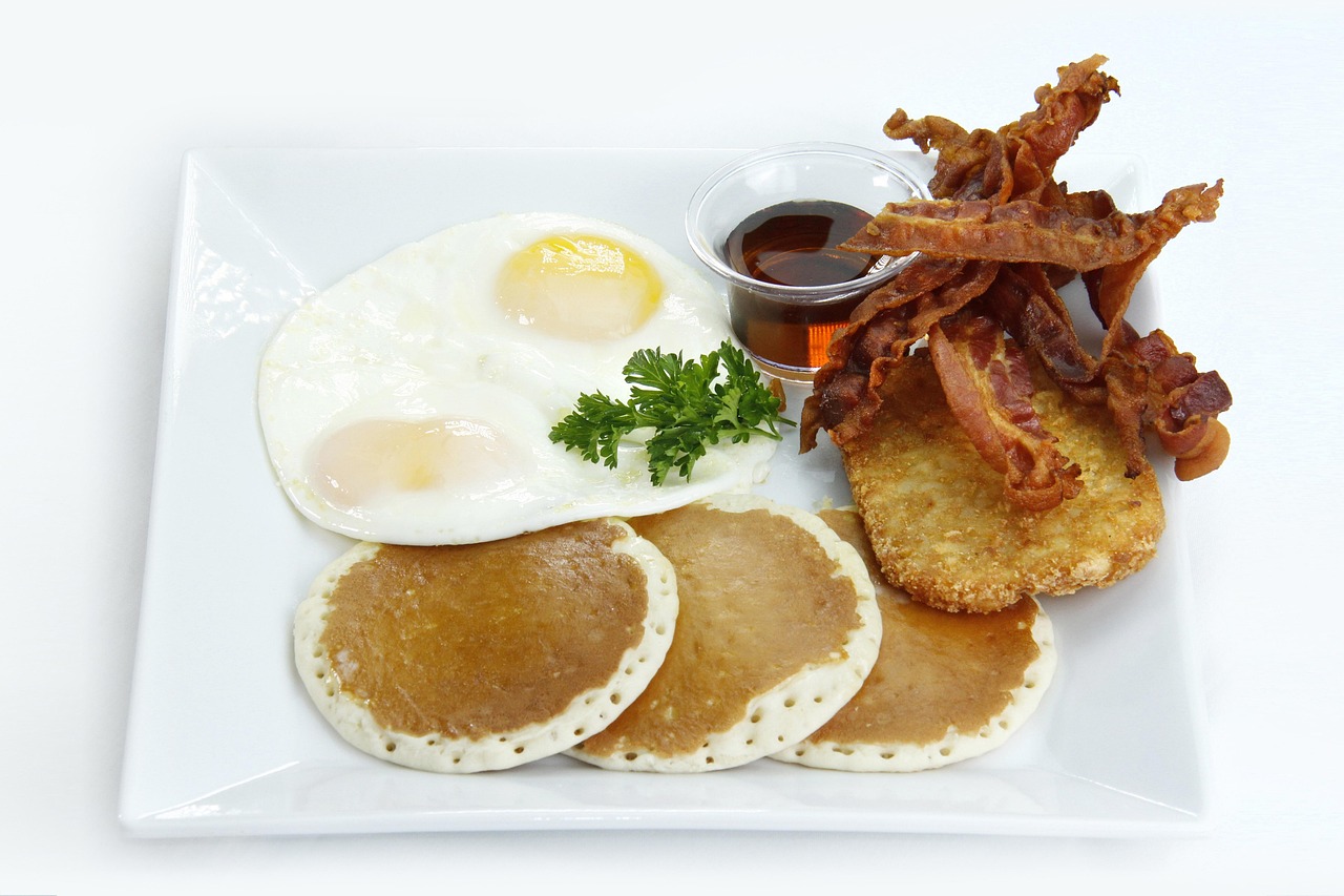 8 Classic Breakfast Menus That Have Stood the Test of Time - Just Dip ...